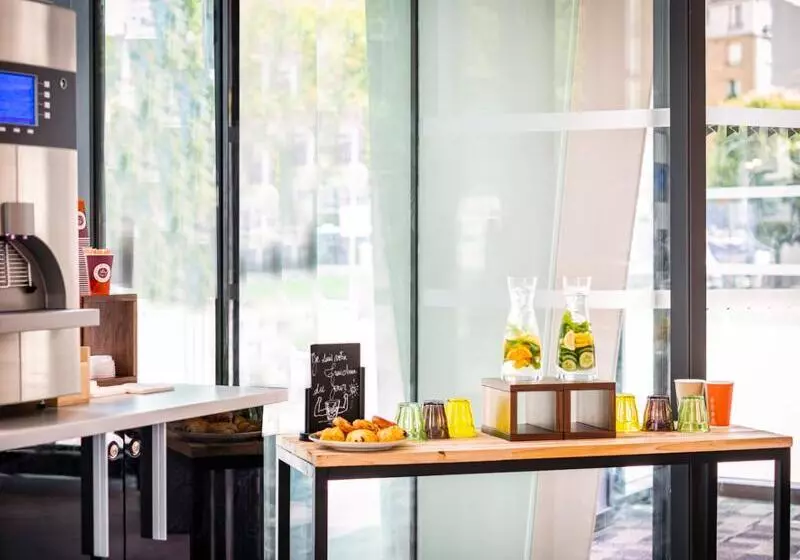 Hôtel Ibis Styles Paris Meteor Avenue D'italie - Gentilly