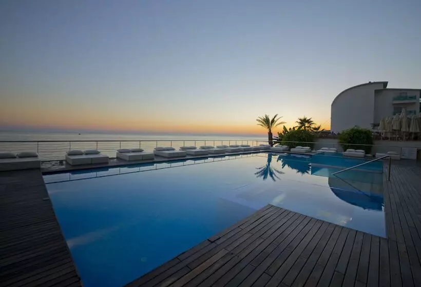 Hôtel Yalihan Una - Авсаллар