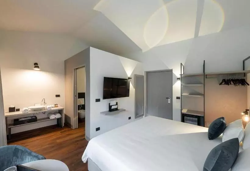 Hotel Castel Hortenberg - Bolzano
