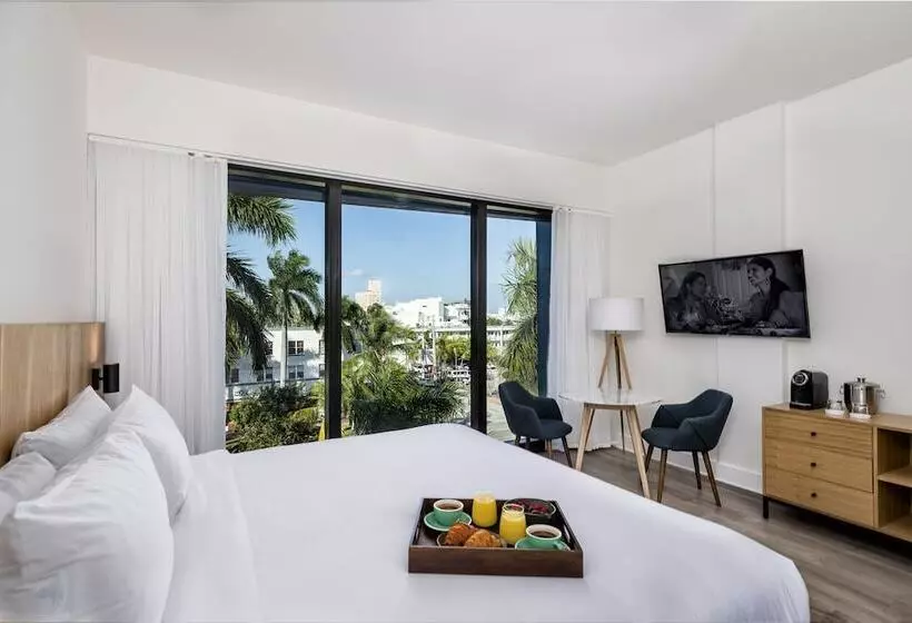 Hotel The March - Miami, FL