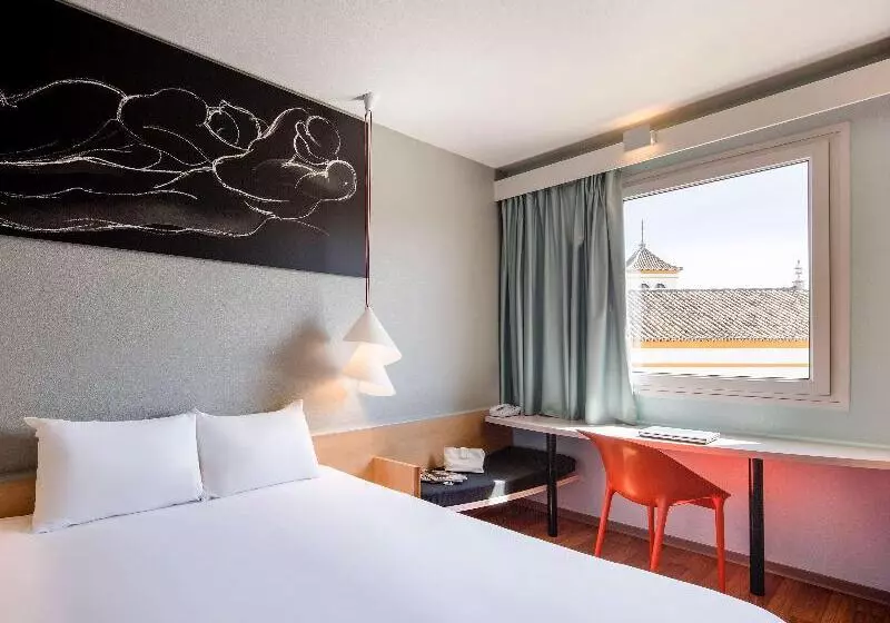 Hôtel Ibis Sevilla - Seville