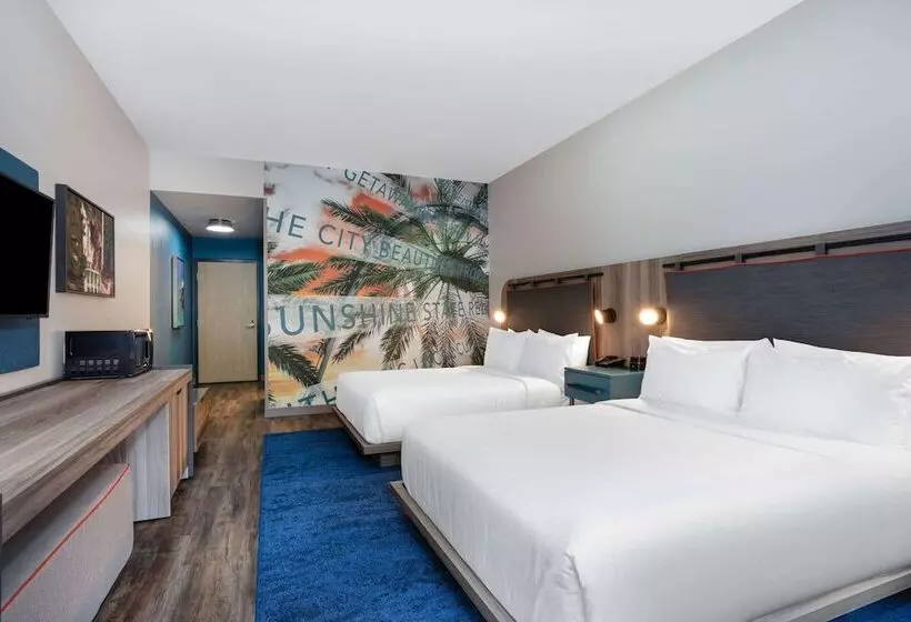 Hotel Tryp By Wyndham Orlando - Kissimmee, FL