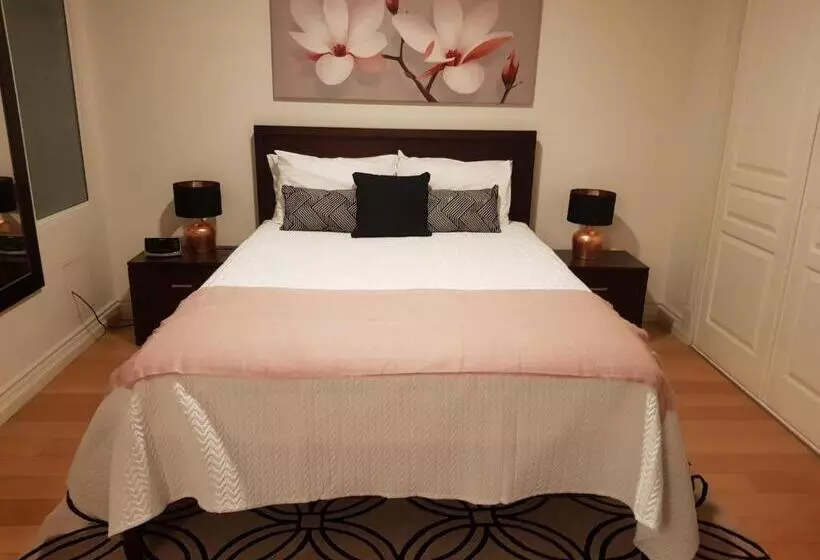 Hotel Macarthur Chambers - Brisbane