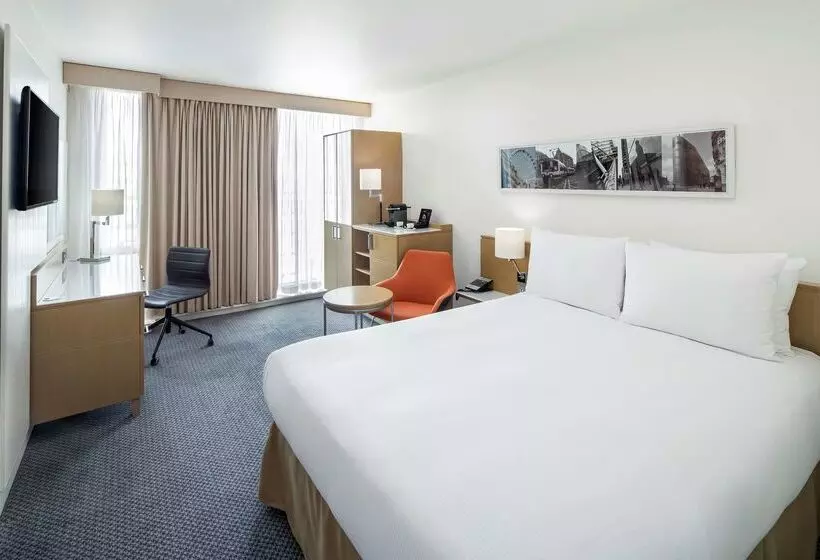 Hotel Doubletree By Hilton  Manchester  Piccadilly - Mánchester