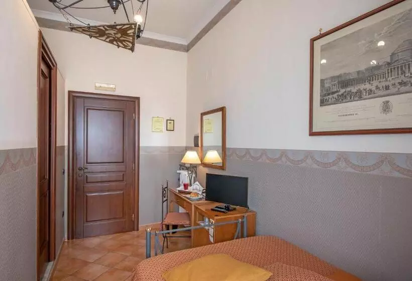 Hôtel Pinto Storey - Naples, Italie
