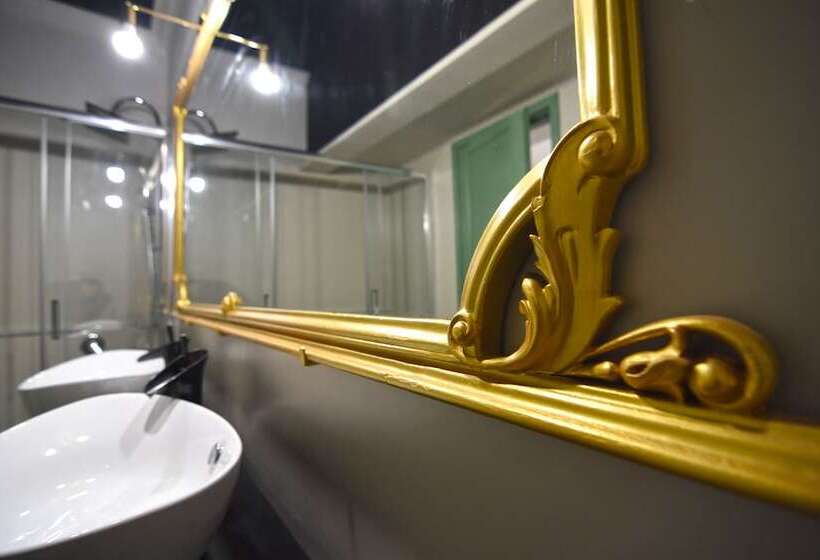 Pension (Hôtel Basse Catégorie) Pala Suites - Naples