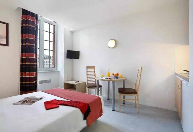 Hôtel Vacancéole   Les Demeures Champenoises - Épernay