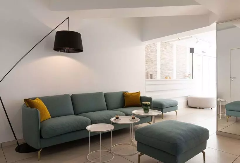 Hôtel Kyriad Montpellier Sud   A709 - Hérault