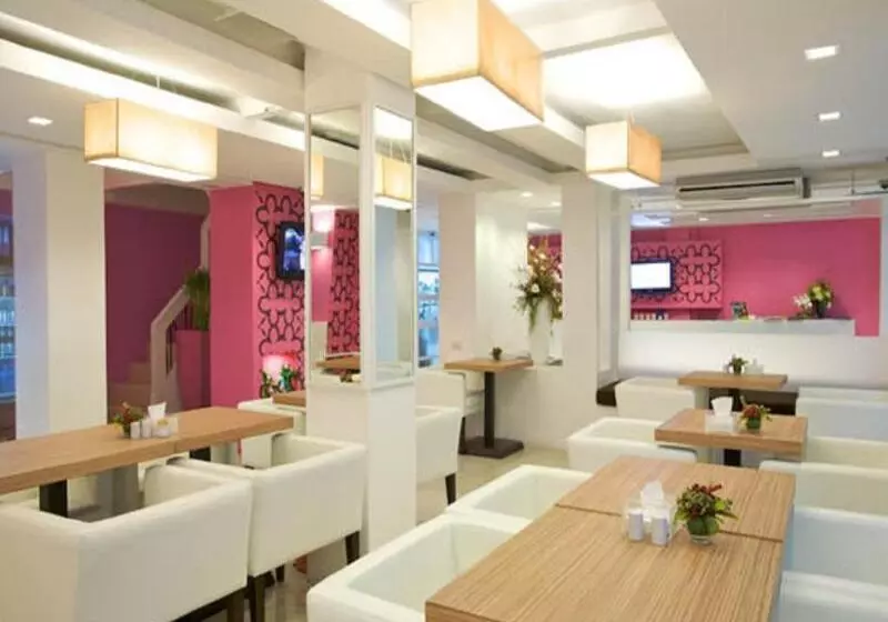 Hotel Budacco The Living Place - Bangkok