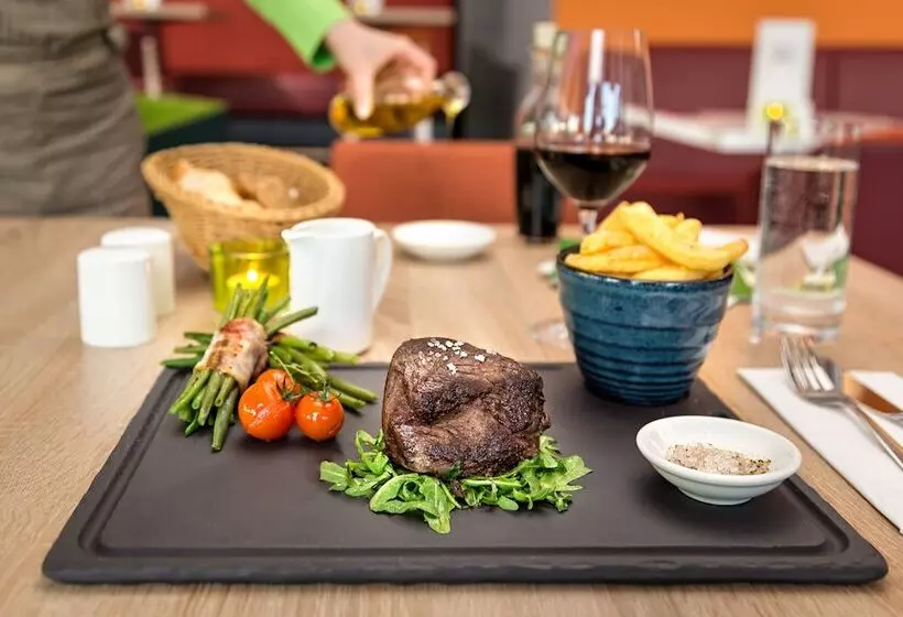 Hôtel Holiday Inn Berlin City East Side, An Ihg - Berlin