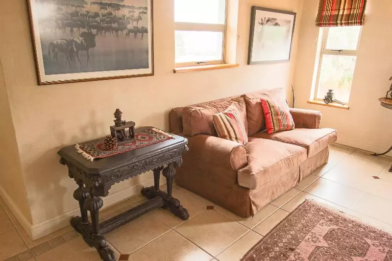 Hôtel On The Cliff Guest House - Hermanus