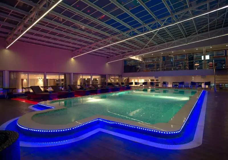 Cloud Hotel & Suites - Nairobi