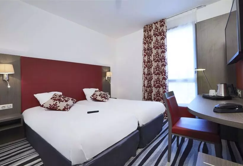 Hotel Kyriad Saint Quentin En Yvelines  Montigny - Département Yvelines