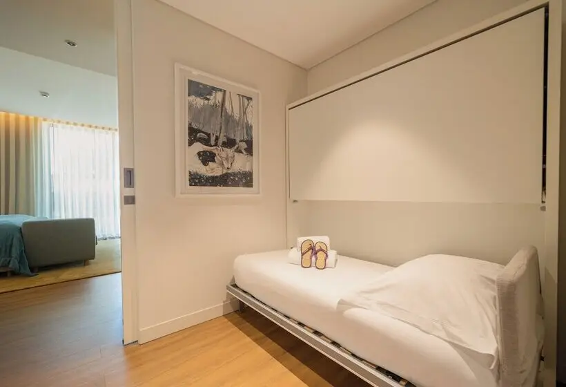 Hotel Martinhal Lisbon Oriente - Parque das Nações