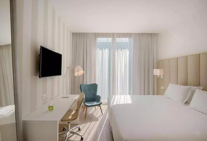 Hotel Nh Trento - Trient