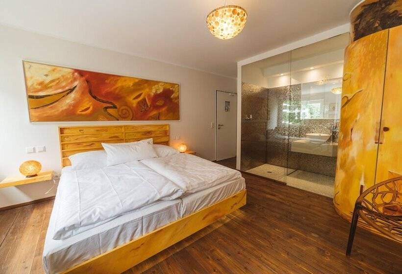 18arts Hotel Living In A Gallery! - Cologne
