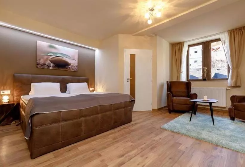Apartments Menuet - Karlsbad