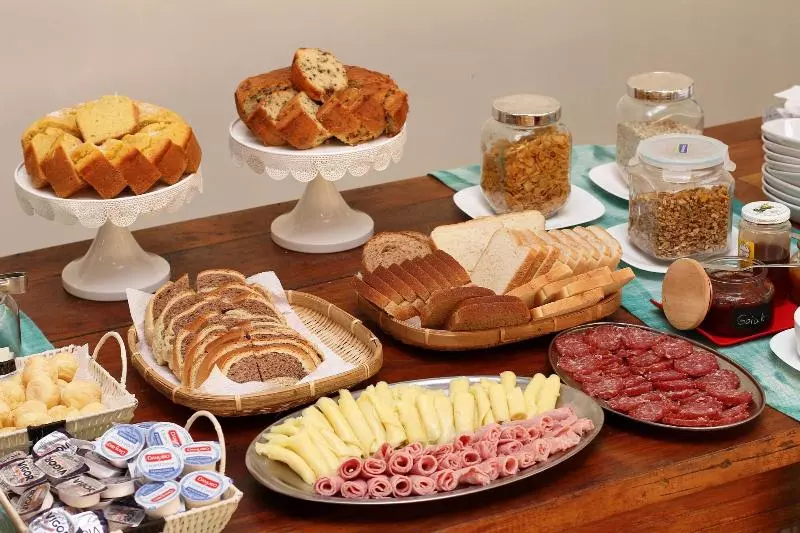 Pension (Hôtel Basse Catégorie) Recanto Das Carpas - Ilhabela