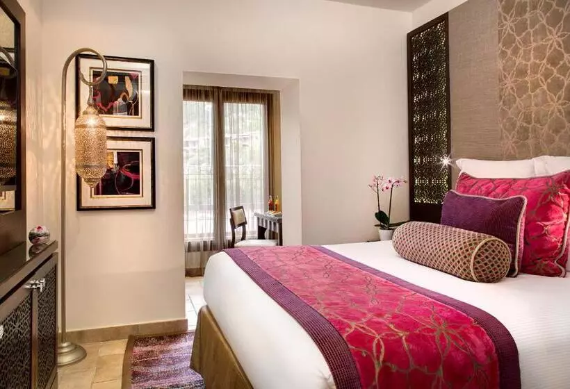 Tiara Miramar Beach Hotel & Spa - Saint-Raphaël