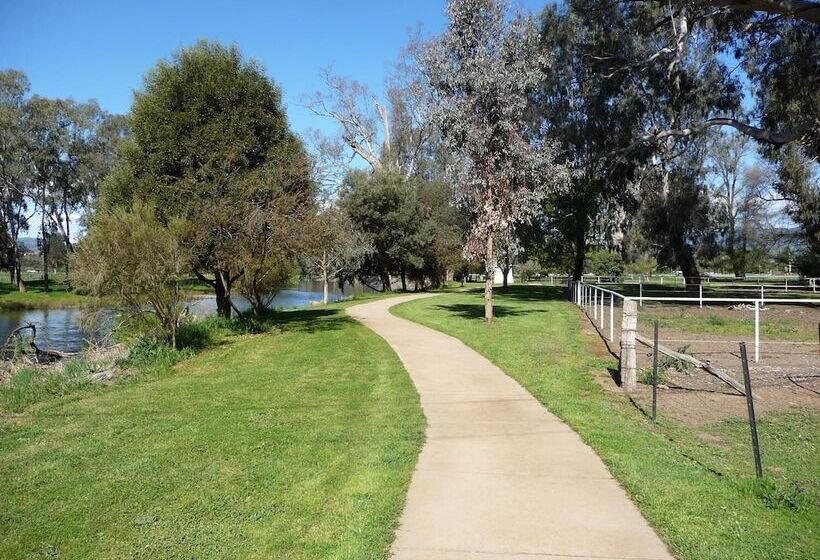 Motel Harriet House Tumut - Tumut