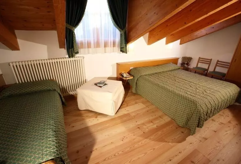 Hôtel Garni Lago Nembia - Trentin-Haut-Adige