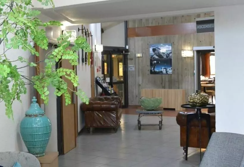 Hotel Kyriad Lyon Est Genas Eurexpo - Saint-Priest