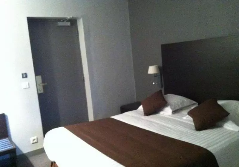 Hotel Logis   Hôtel Du Nord Et Restaurant La Table D Elisa - Compiègne