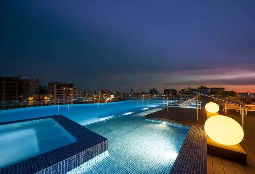 Hotel Embassy Suites By Hilton Santo Domingo - Santo Domingo