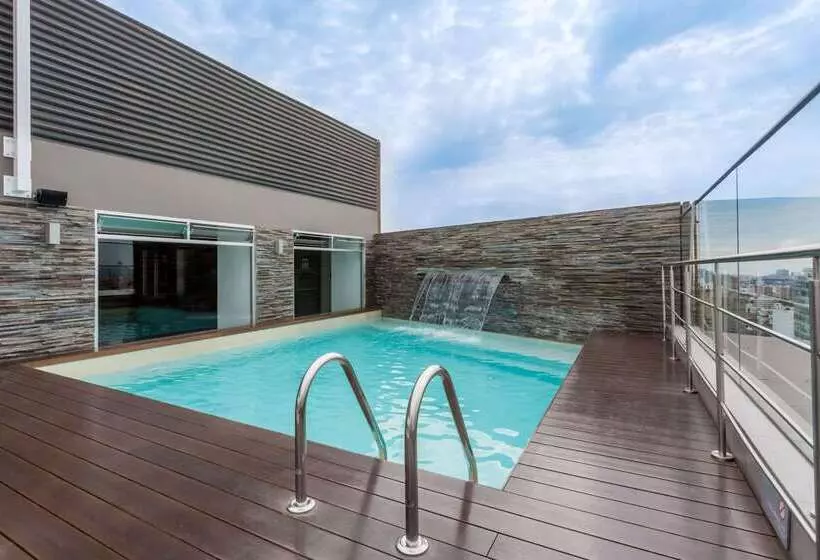 Hôtel Ramada Encore By Wyndham Lima San Isidro - Lima