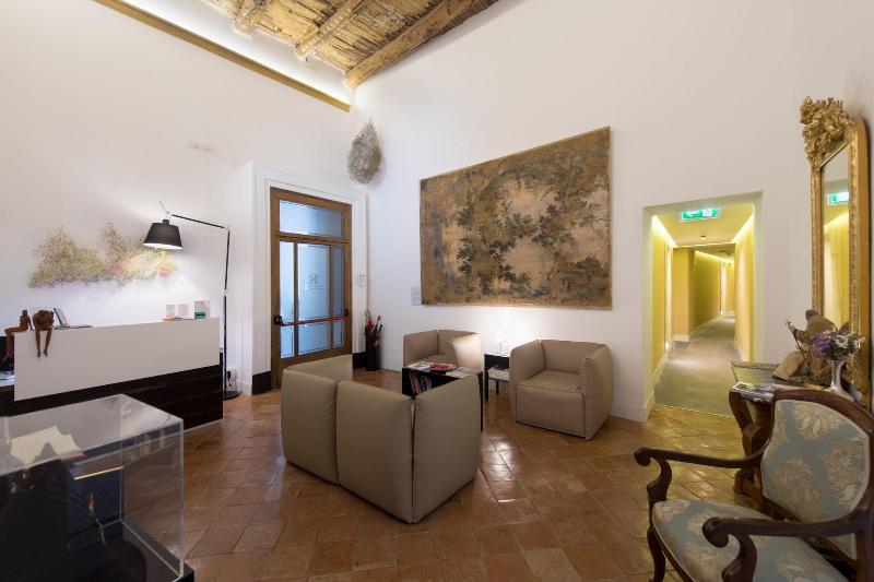 Hotel Santa Chiara Boutique - Naples