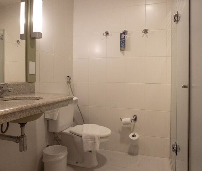 Hotel Ibis Budget Bh Afonso Pena Savassi - Belo Horizonte