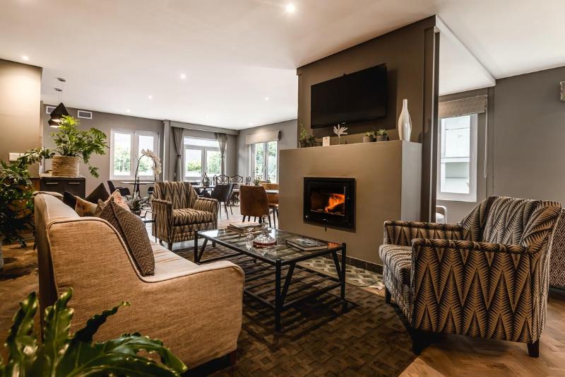 Franschhoek Boutique Hotel   Lion Roars Hotels & Lodges - Franschhoek