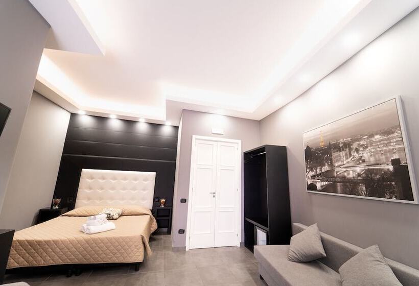 Bed And Breakfast Royal Art H. Duomo, Napoli Centro - Napoli