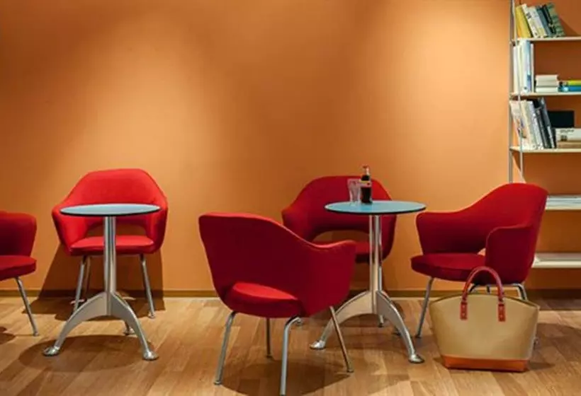 Hotel Ibis Berlin City Süd - Berlin