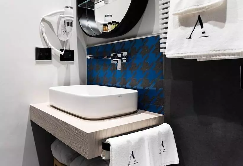 Hotel Amadomus Luxury Suites - Naples