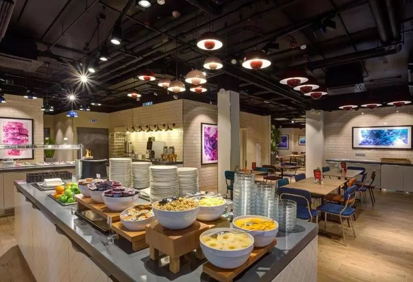 Hôtel Holiday Inn St. Petersburg  Theatre Square - 