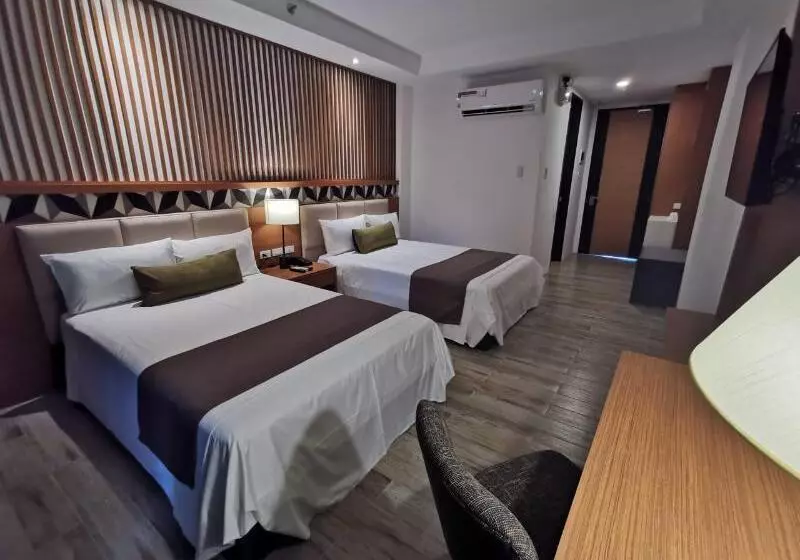 Crown Hotel At Harbour Springs Palawan Managed By Enderun Hotels - Puerto Princesa