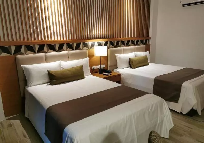 Crown Hotel At Harbour Springs Palawan Managed By Enderun Hotels - Puerto Princesa