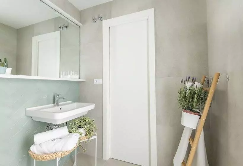 Pension (Hôtel Basse Catégorie) Alzocaire Hostal Boutique - Conil de la Frontera