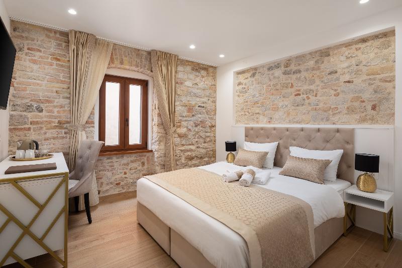 Hotel Le Premier Luxury Rooms - Split