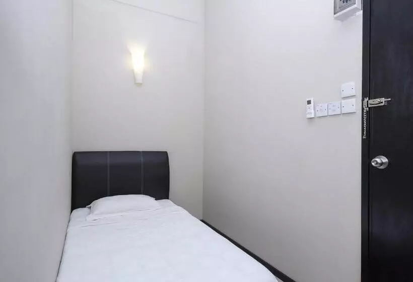 Hôtel Spot On 89838 Lm Residence - Miri