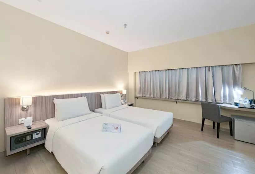 Hôtel Grand Whiz Megamas Manado - Manado