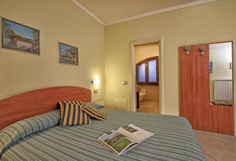 Résidence Hôtelière San Rocco Relais - Padenghe sul Garda