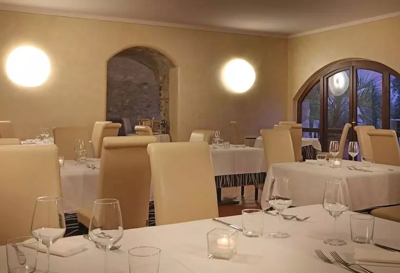 Résidence Hôtelière San Rocco Relais - Moniga del Garda