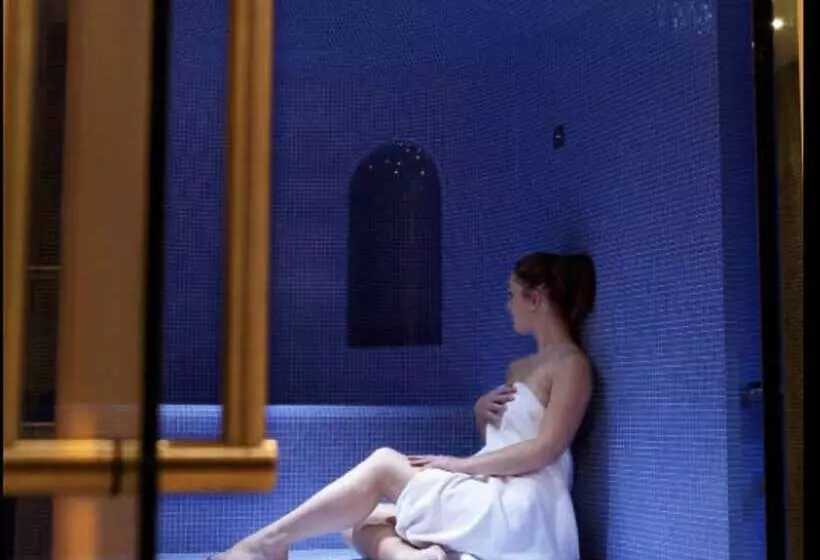 Hotel Auberge Du Jeu De Paume - Chantilly