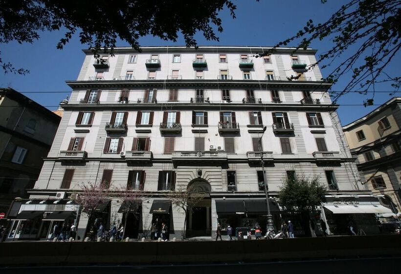 Hôtel Napoli Suite - Naples, Italie