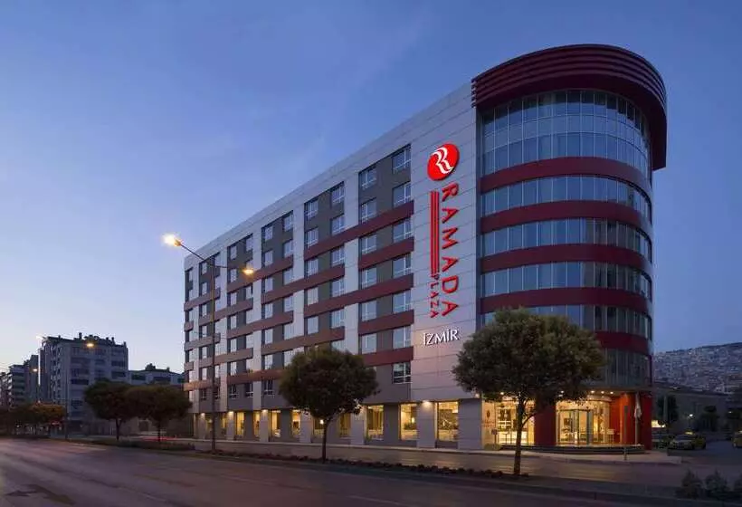 Hôtel Ramada Plaza By Wyndham Izmir - Измир