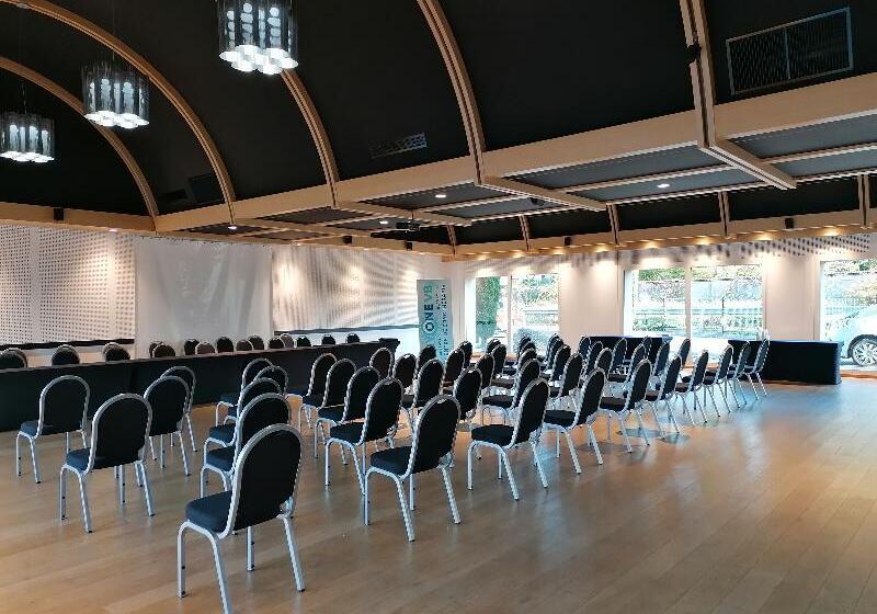 Le Konine   Hotel & Bar & Restaurant - Saône-et-Loire