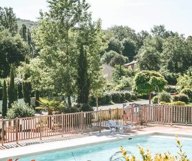 Auberge Hôtelière Terres De France Les Hameaux De Pomette - Lot