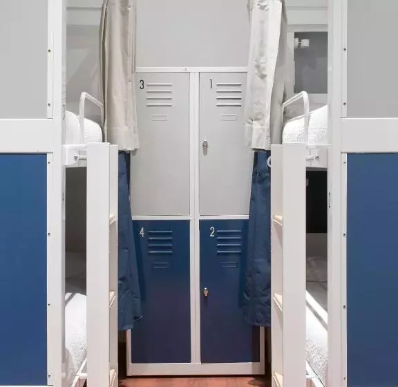 Auberge Hôtelière The Central House Barcelona Gracia - Barcelona